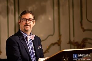 Bilder von einer Lesung im Museum im Palais – Freitag, 17. Mai 2013 ...